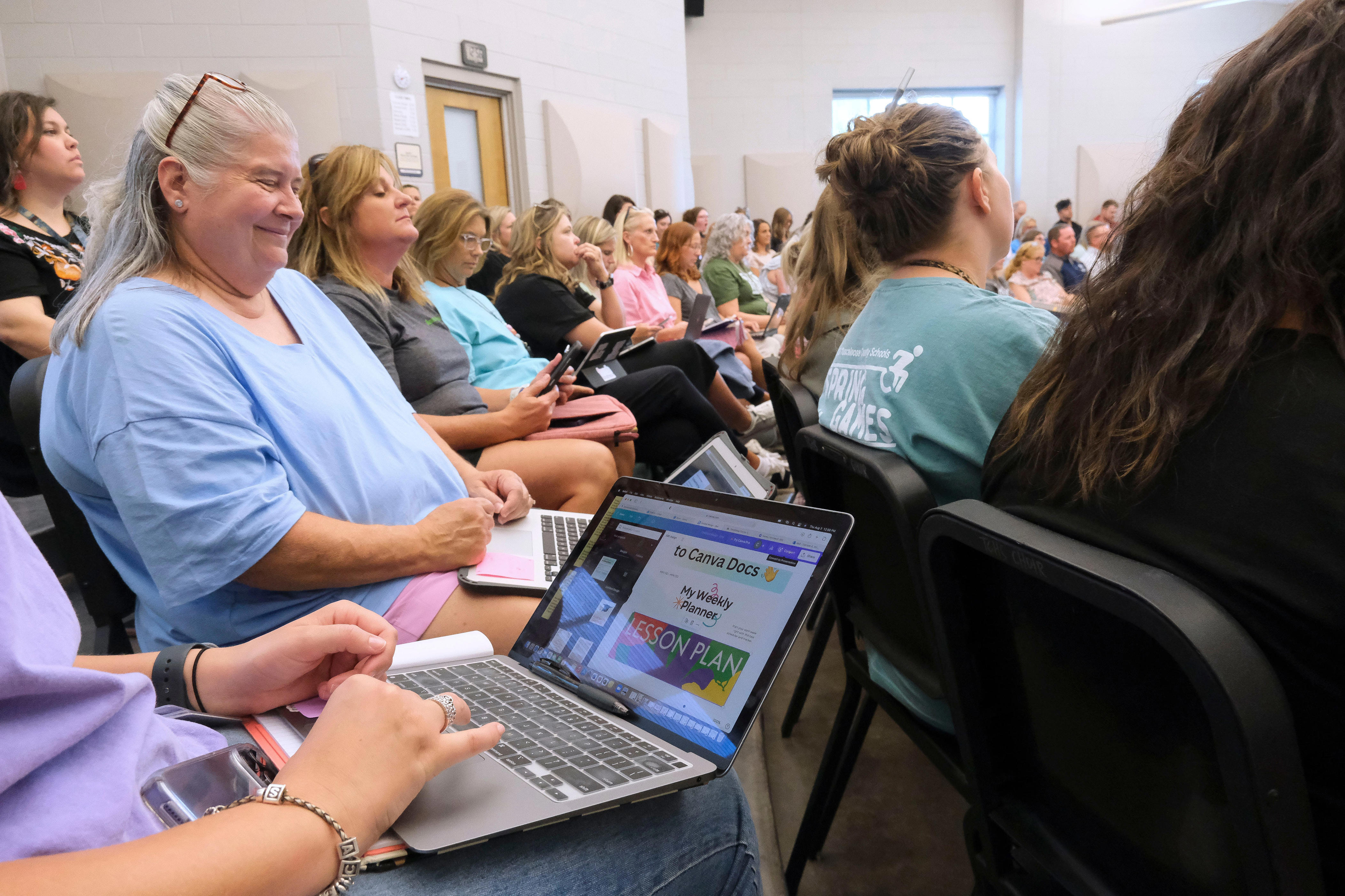 Is Canvas down? Schools, teachers LMS system affected in AWS outage ...