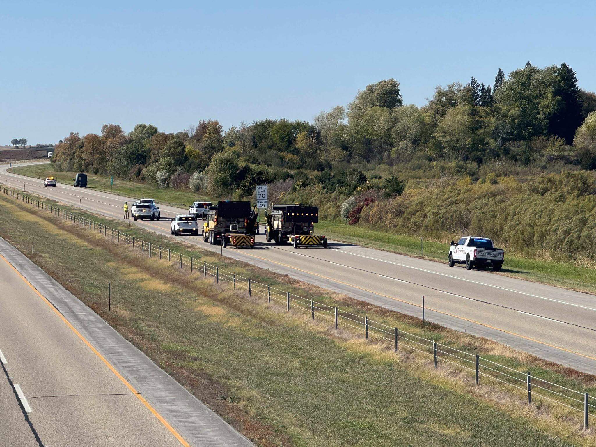 Serious crash shuts down westbound I-88 near Ashton