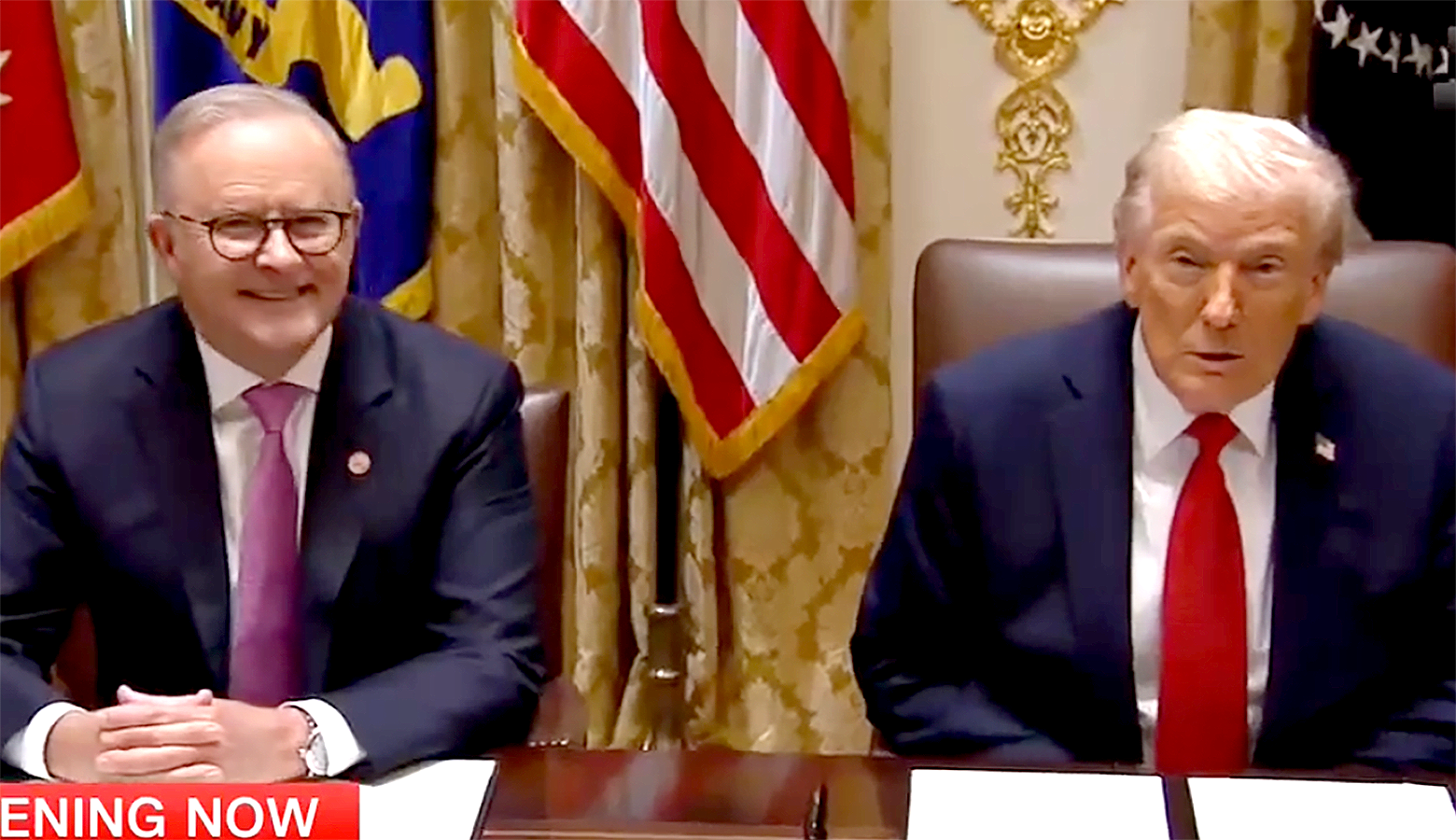 Trump goes on bizarre rant about 400-year-old mirror during Australia ...