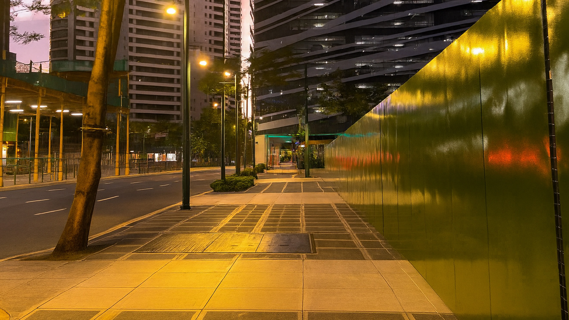 An Evening Walk in Bonifacio Global City