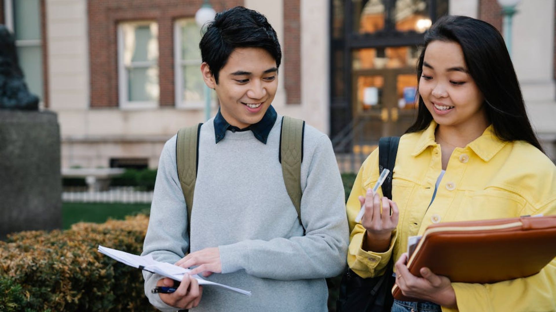 10 Signs You're A Pushover & 10 Tips To Break The Habit