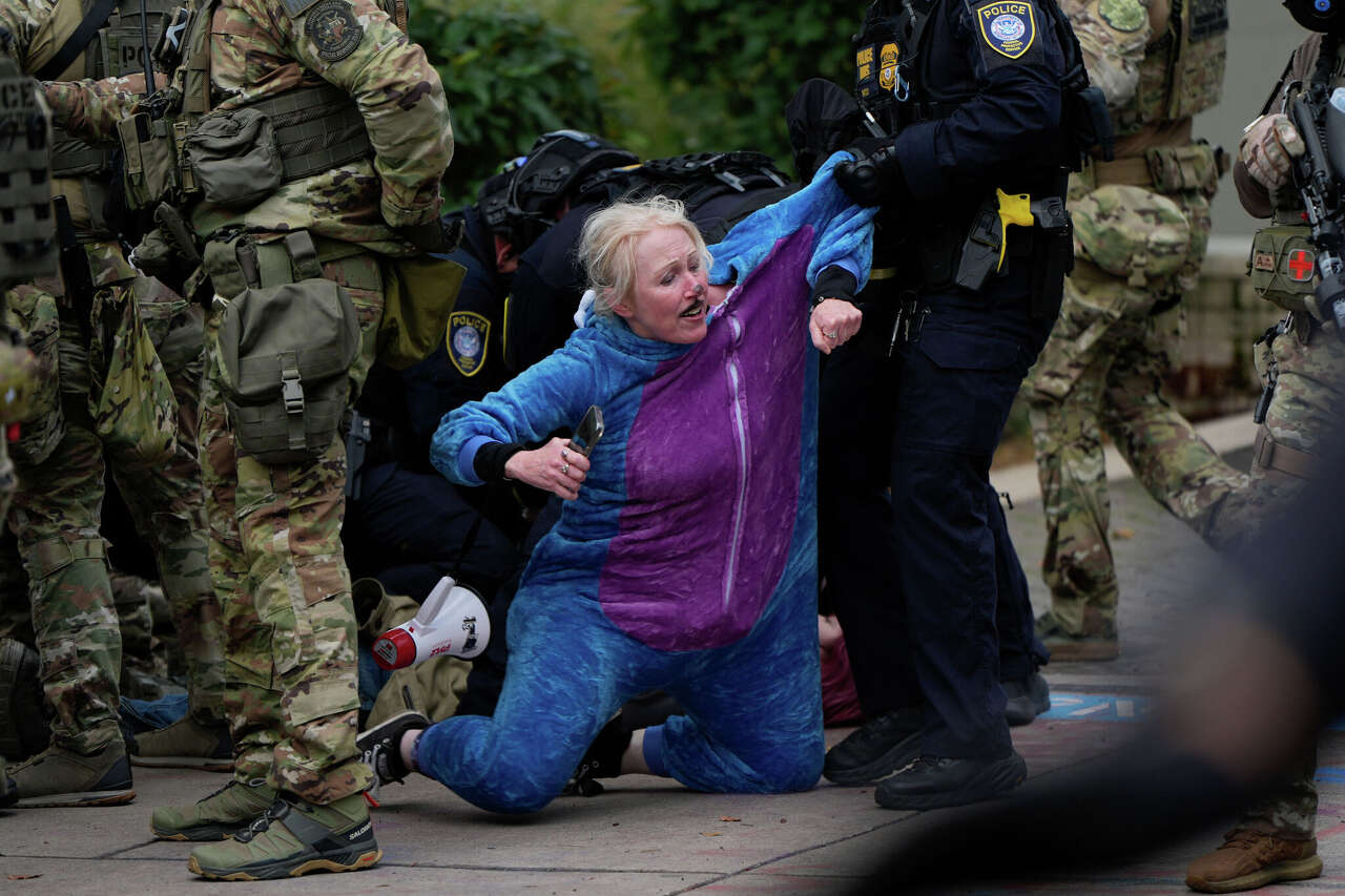 Ninth Circuit allows Trump to send troops to Portland