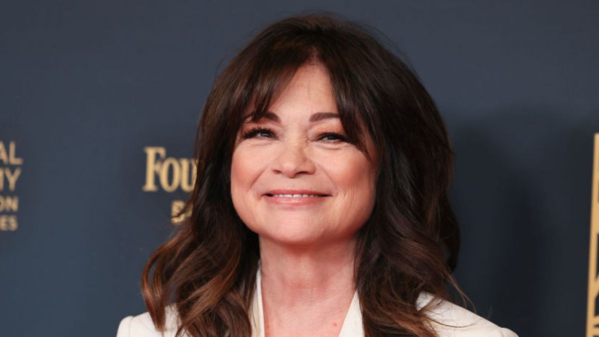 Valerie Bertinelli Shares '80s Throwback in a 'Bonkers' Satin Onesie ...