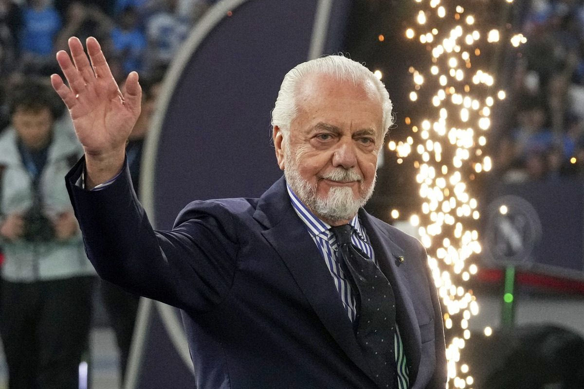 Ντε Λαουρέντις: "Οι παίκτες άνω των 23 ετών δεν θα πρέπει να ...