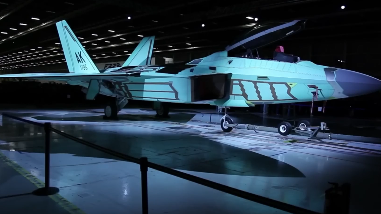 The Stealth Fighter America Built But Refused to Sell: The F-22’s ...