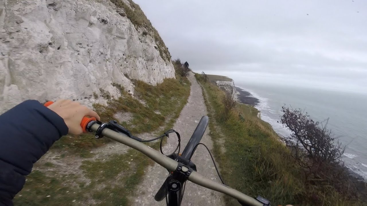 Wheelies on the edge of cliffs at full speed