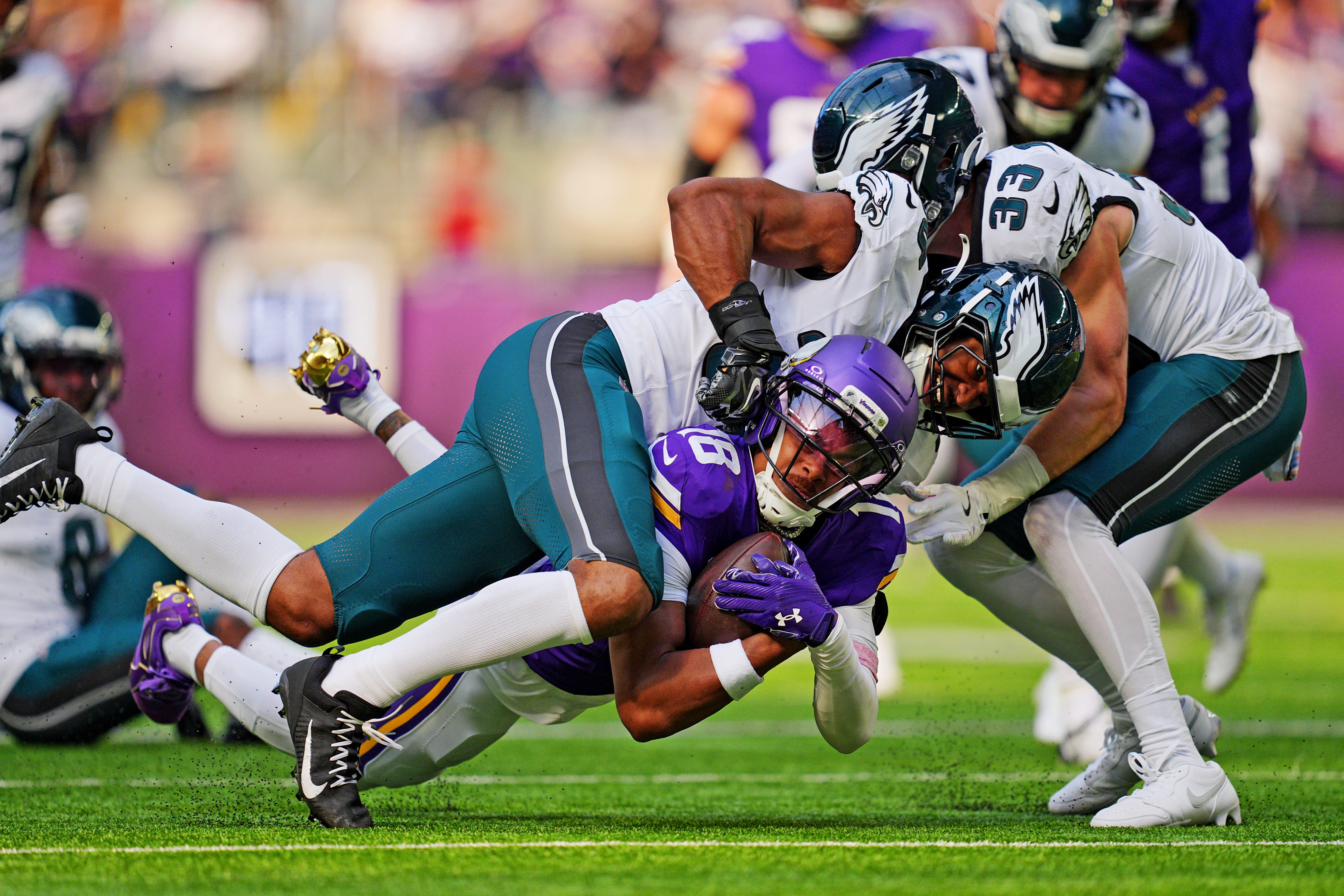 Eagles snap count vs. Vikings: Nakobe Dean unlocked Jihaad Campbell as ...