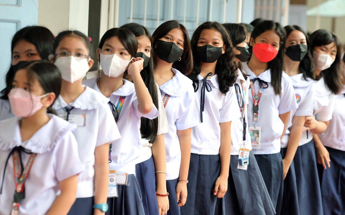 DOH: No need for mandatory face masks in Metro Manila despite flu ...