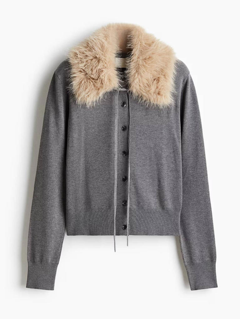 La chaqueta con detalles de pelo es la enésima prenda de punto en ...