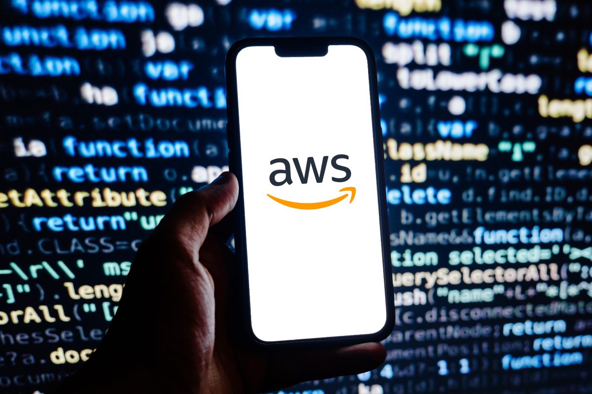 Amazon Web Services enfrenta nuevas fallas de conectividad