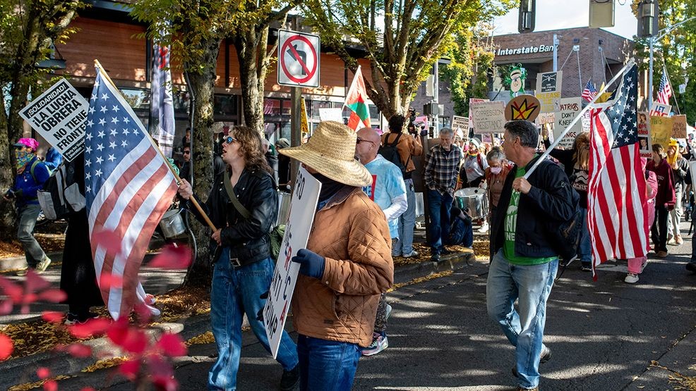 Thousands rally in Eugene as part of nationwide No Kings protest
