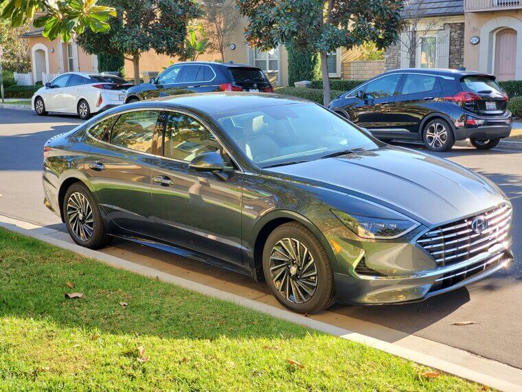 Cars That Are Perfect for Retirees Who Love Road Trips