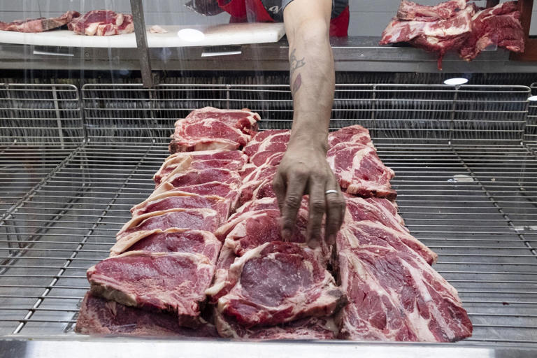 Trump’s Argentina Beef Plan Risks Rancher Ire, Little Relief