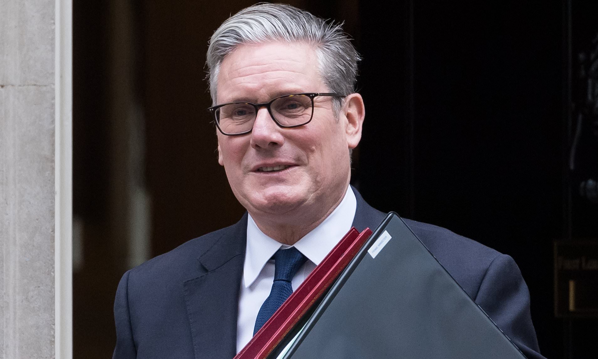 More air miles in the name of Net Zero! Keir Starmer WILL attend COP ...