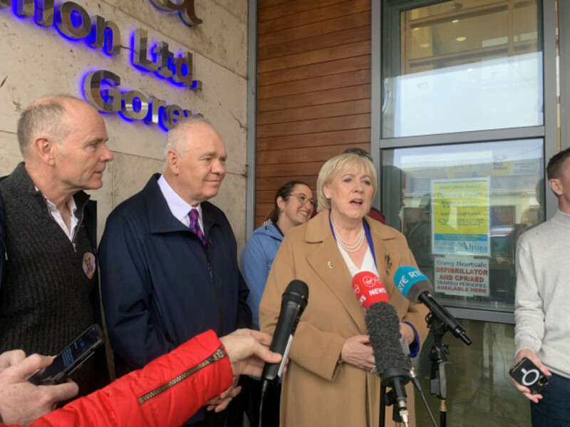 'Fine Gael should know better': Dáil's legal eagles weigh in on party's ...