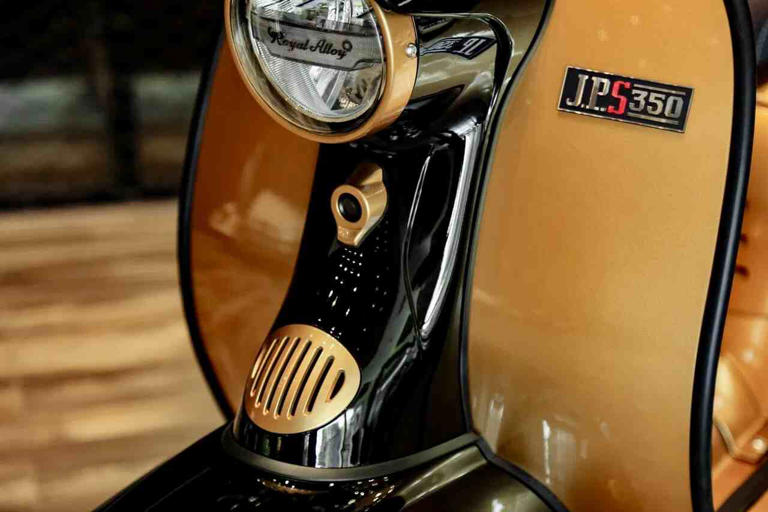 Meet the Royal Alloy JPS 350, the retro scooter that recalls the ...