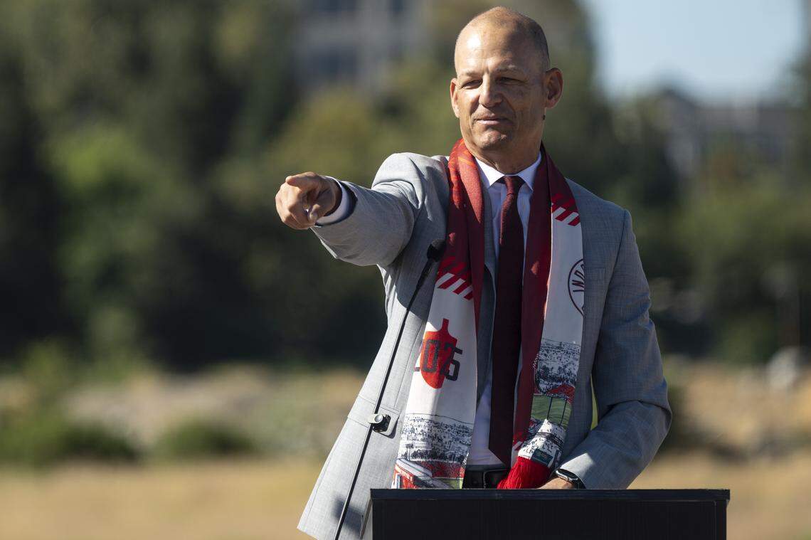 Kevin McCarty formally campaigns for MLB team in Sacramento. Is it ...