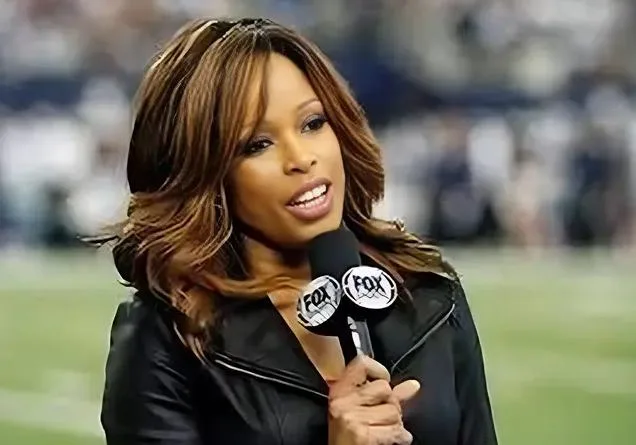 Pam Oliver Draws Concern for Slurred Speech, Quick Reflexes During NFL ...
