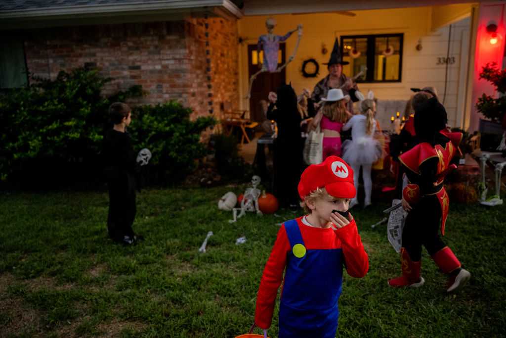Iowa towns move trick-or-treating due to high school football playoff ...