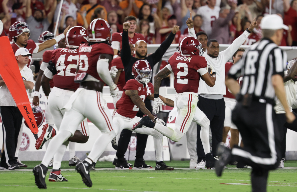 Alabama defensive coordinator reveals what was said on Bama's sideline ...