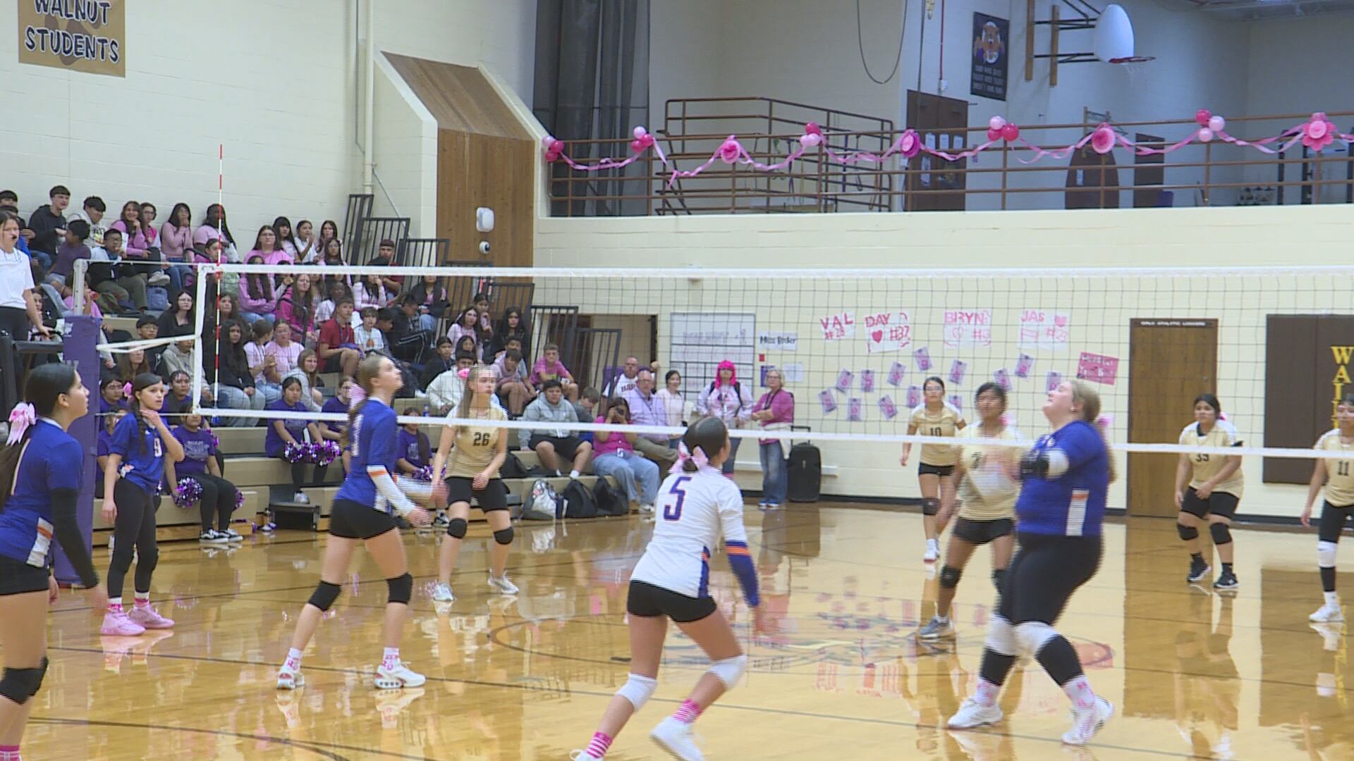 Middle schools face off for annual GIPS Volleyball Showcase