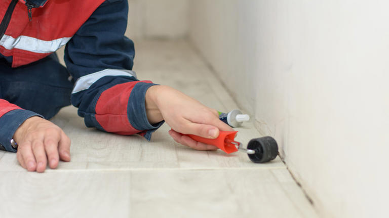 Installing Your Own Linoleum Floor? Signs It's Time To Call In The Pros