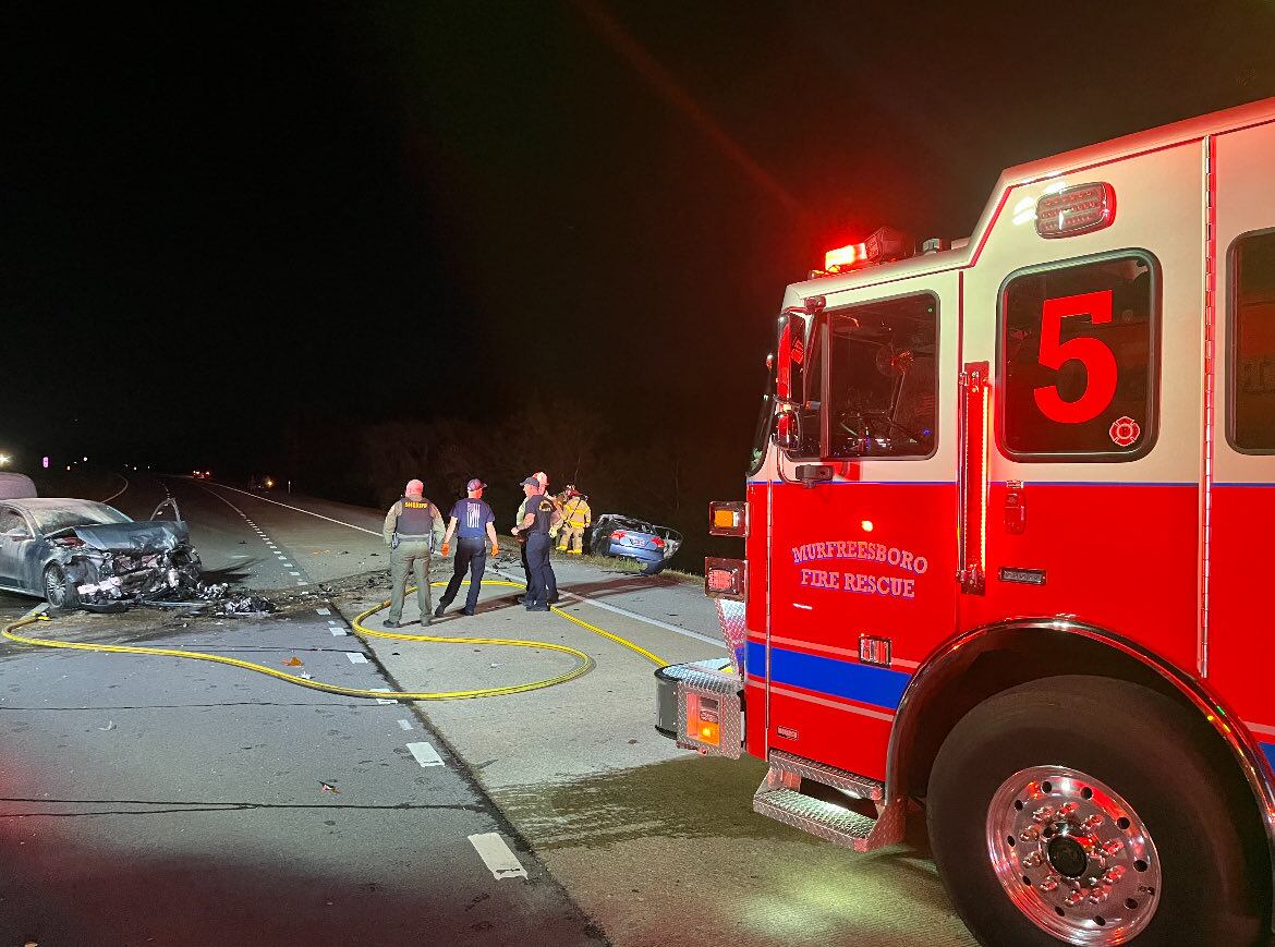 Fiery crash briefly shuts down interstate in Rutherford County