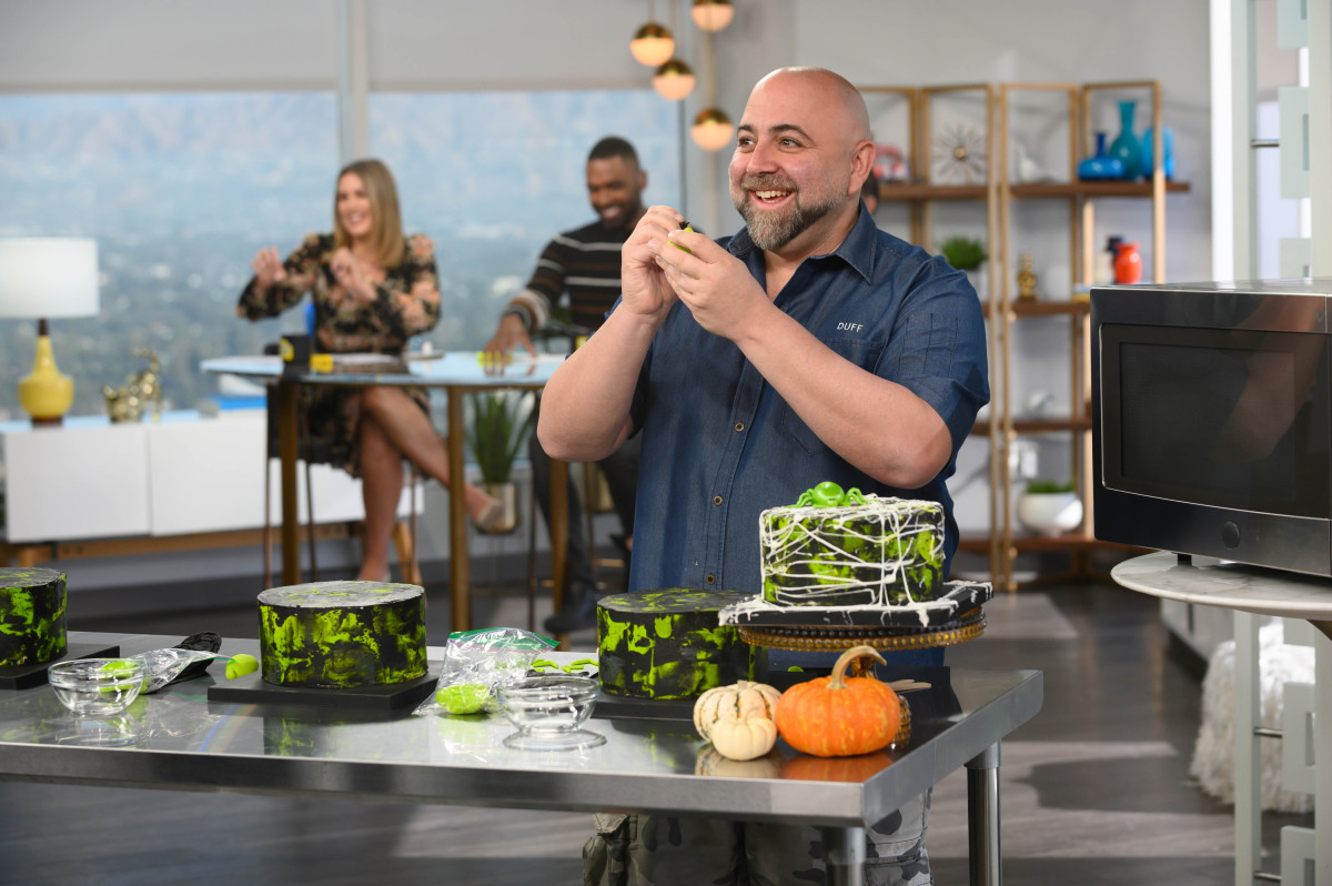 TV Chef, 50, Showcases Adorable Halloween Costume He Made His 4-Year ...