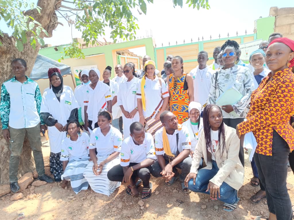 65 jeunes en stage de perfectionnement dans des métiers porteurs ...