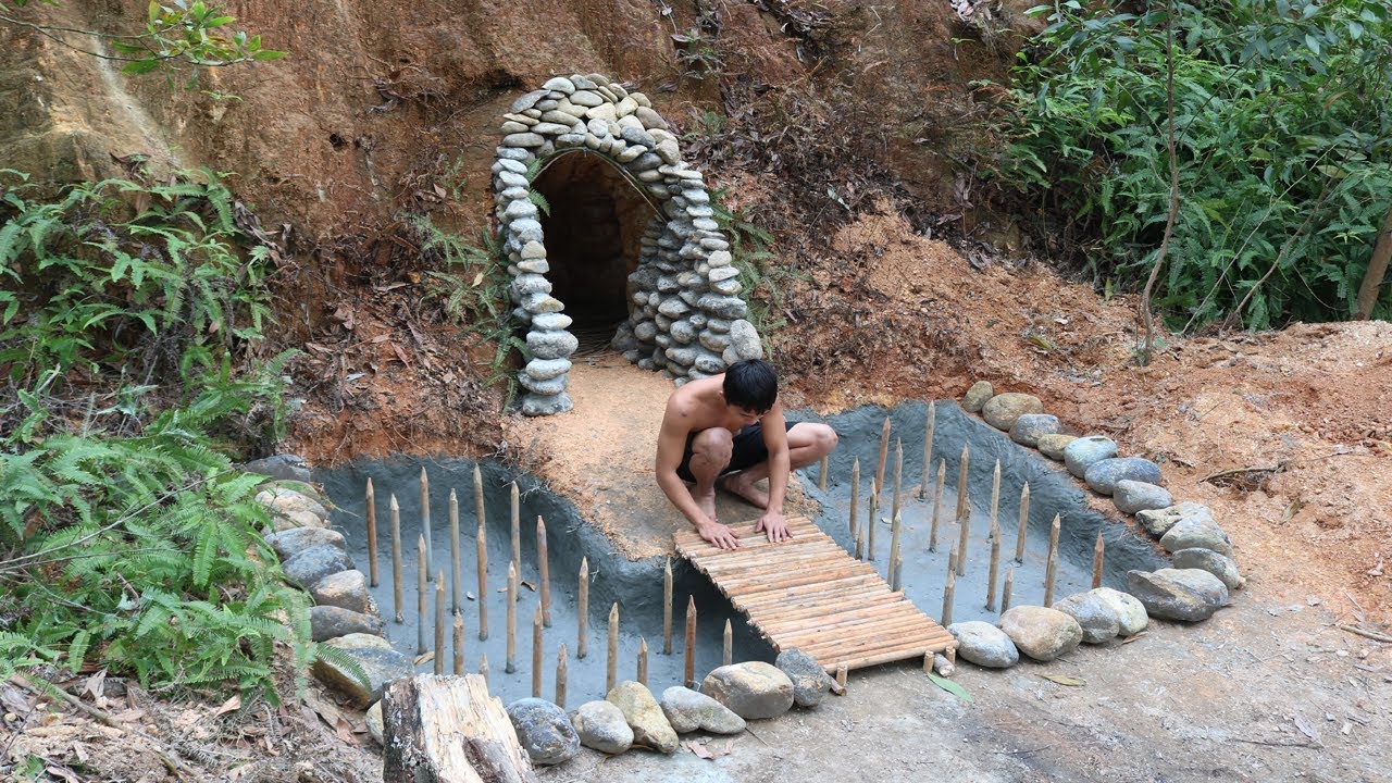 Build the underground stone house in the cliff - part 1