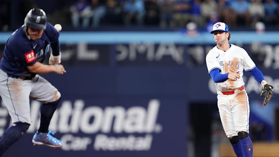 Umpires refuse to sanction Josh Naylor's genius for Mariners in ALCS Game 7