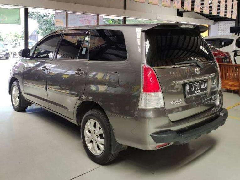 Pilihan Mobil Bekas Harga di Bawah Rp 100 Juta, Toyota Innova, Brio ...