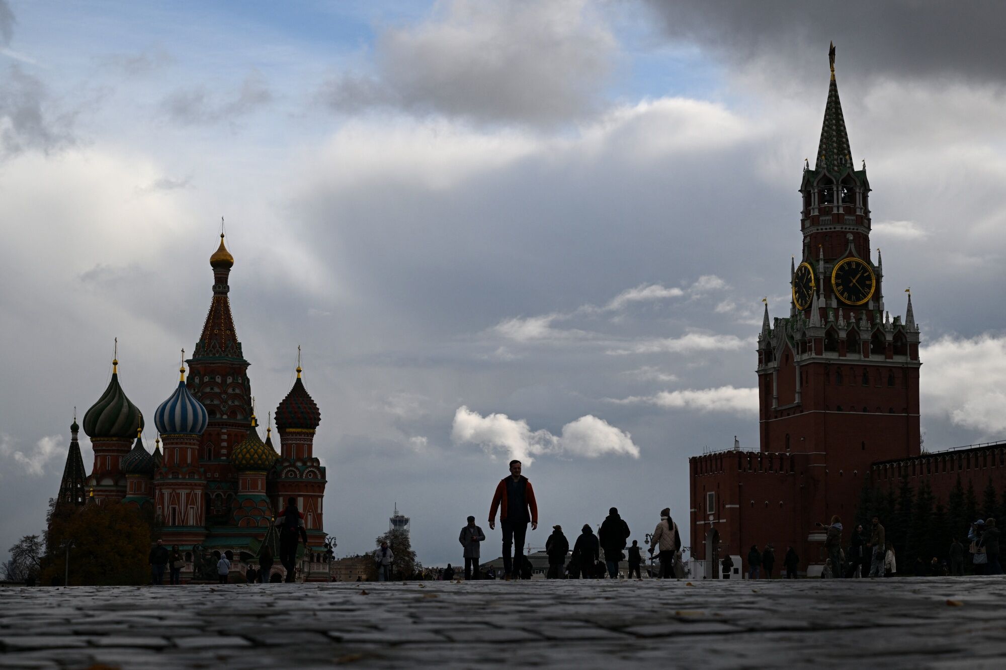 US Senate to ‘Pause’ Russia Sanctions Bill, GOP Leader Says