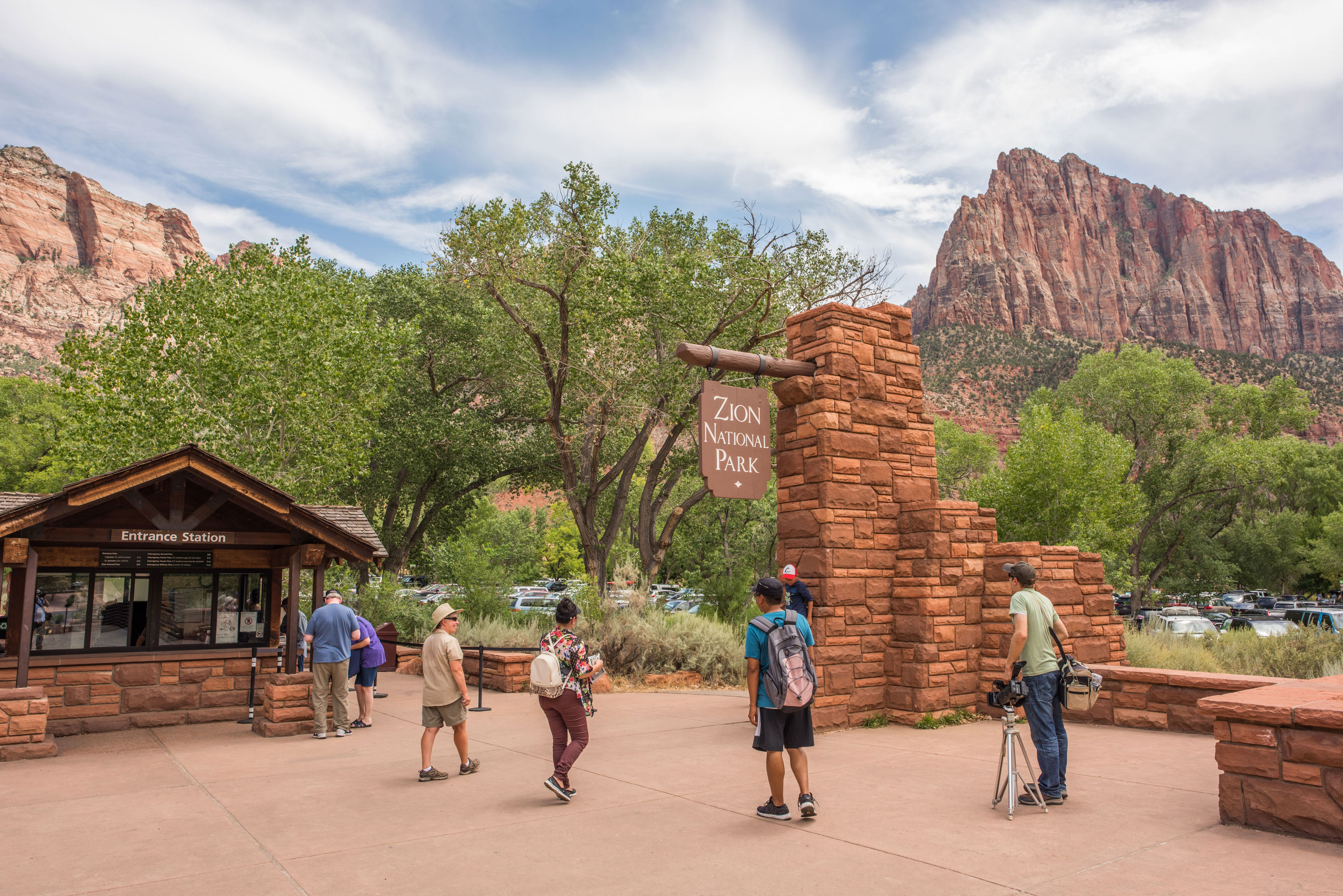 Zion National Park visitor issues warning after “traumatizing” toilet ...