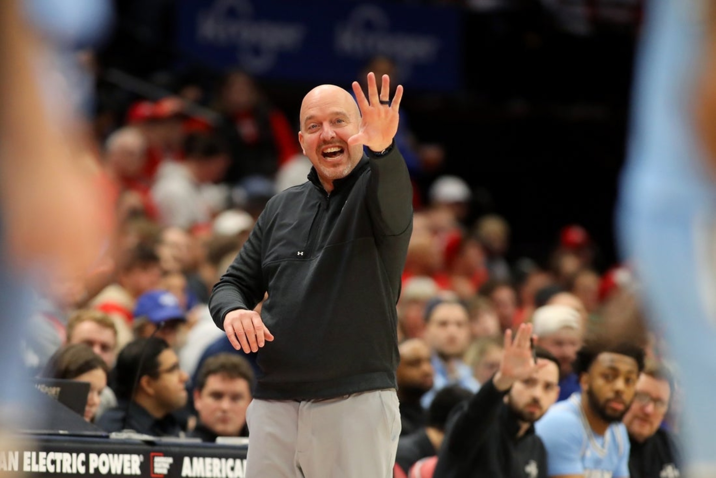 Indiana State coach Matthew Graves undergoes triple heart bypass