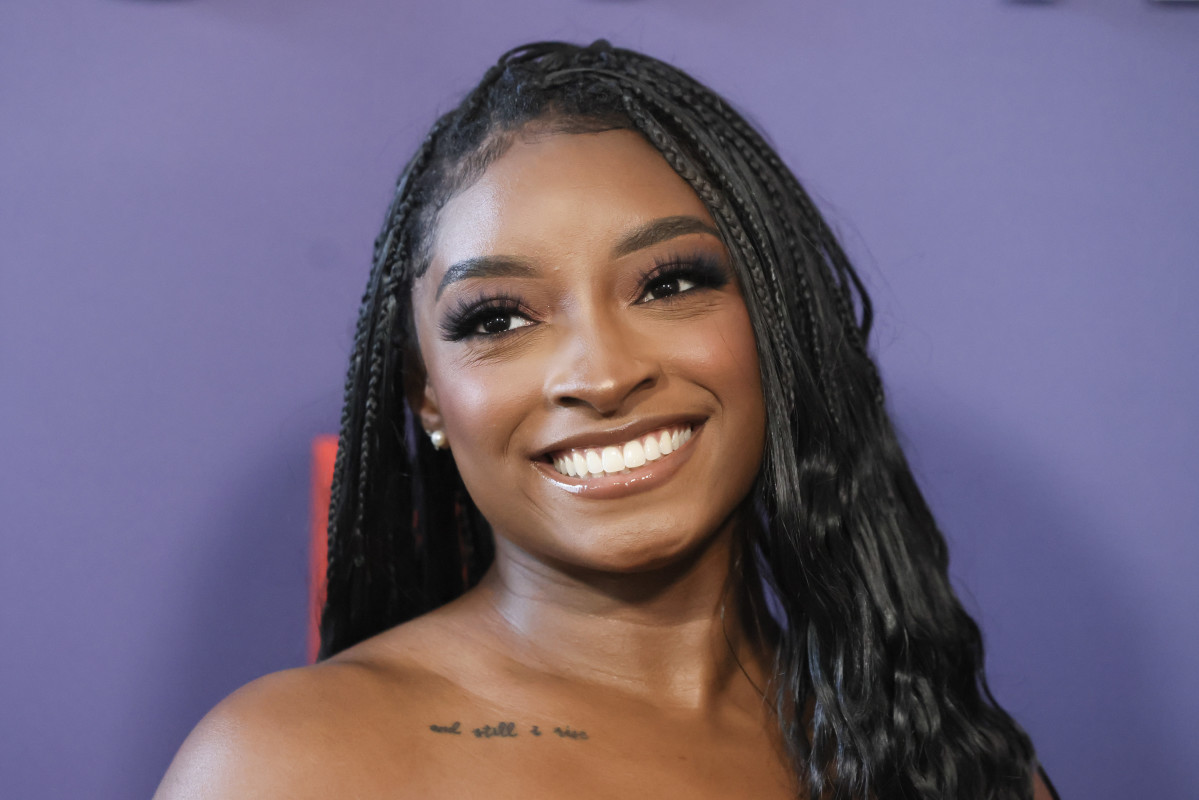 Simone Biles’ Game Day Glam Has ‘Never Looked Better’