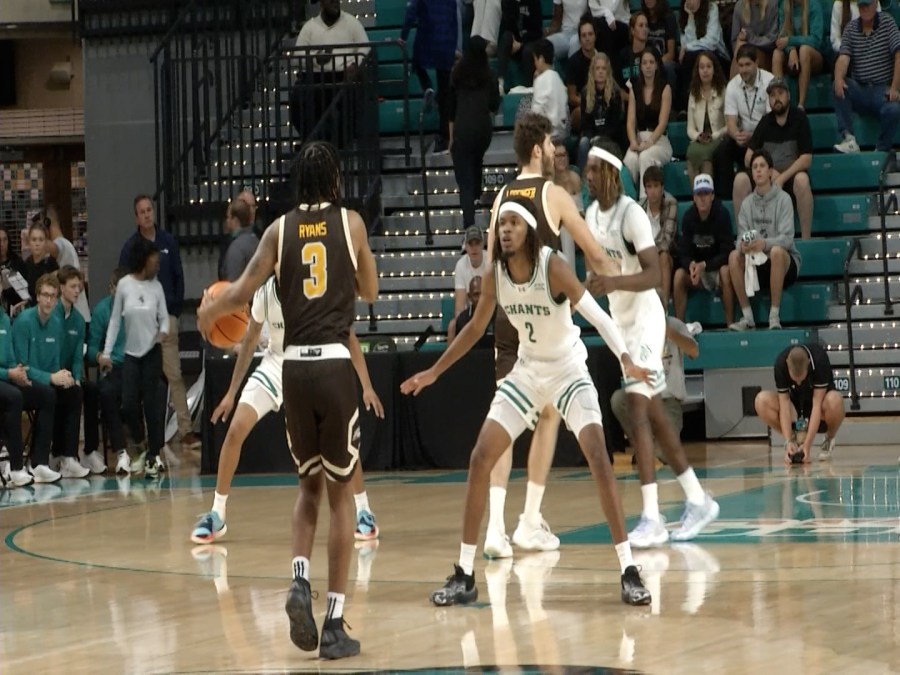 CCU men picked 13th in Sun Belt, Jones earns preseason honors