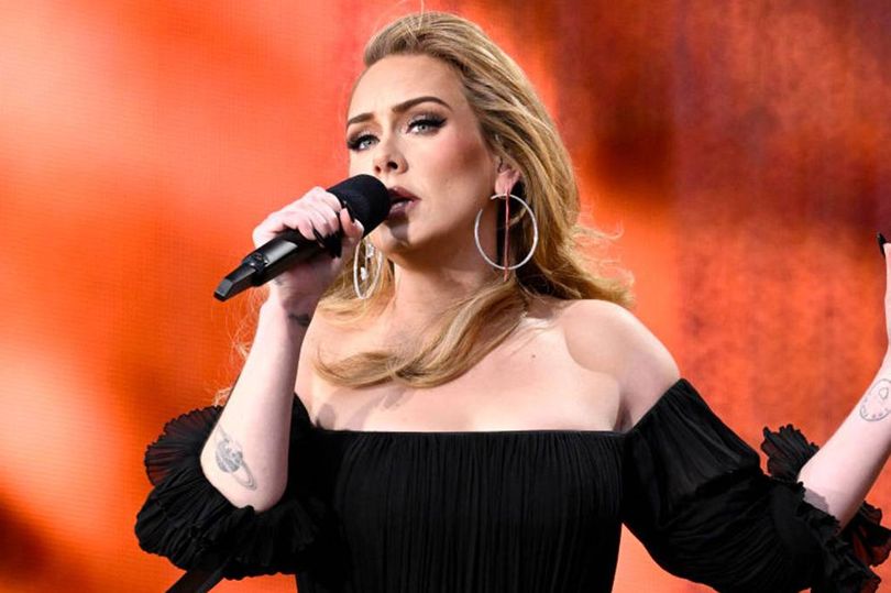 Adele looks unrecognizable as she's seen for first time in 6 months ...