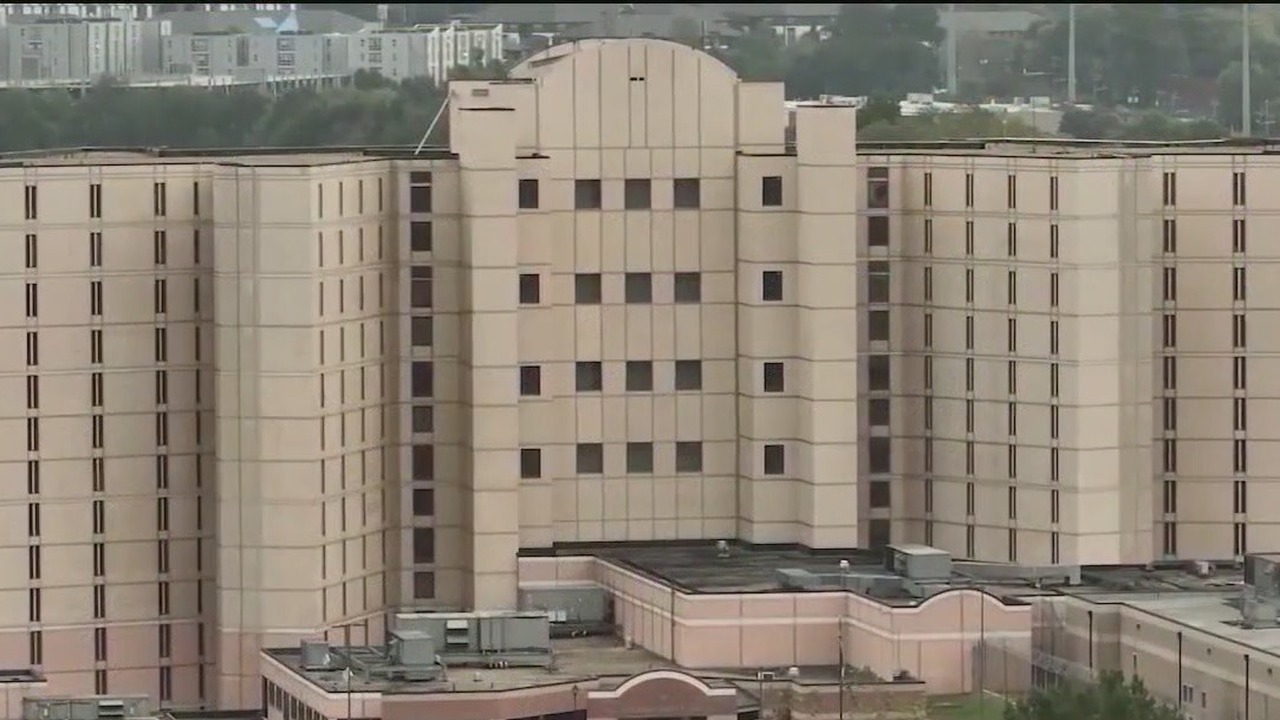 Atlanta City Councilman on Fulton County Jail