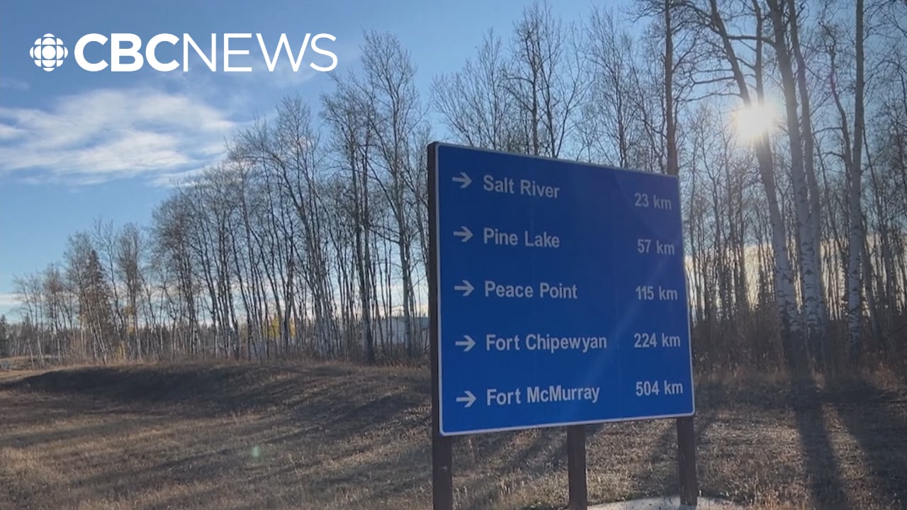 Fort Smith, N.W.T. residents call for second route out of the territory