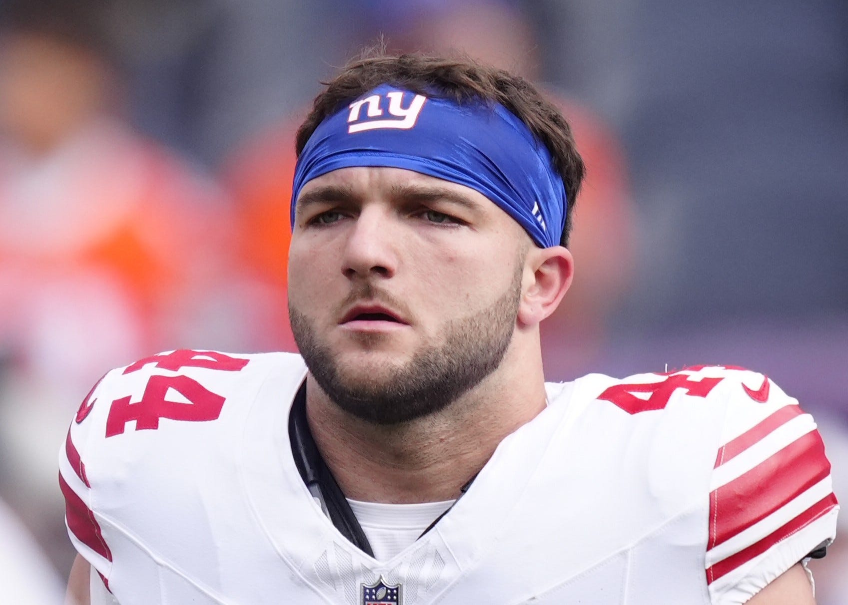 Alex Singleton absolutely decked Cam Skattebo to help force a turnover