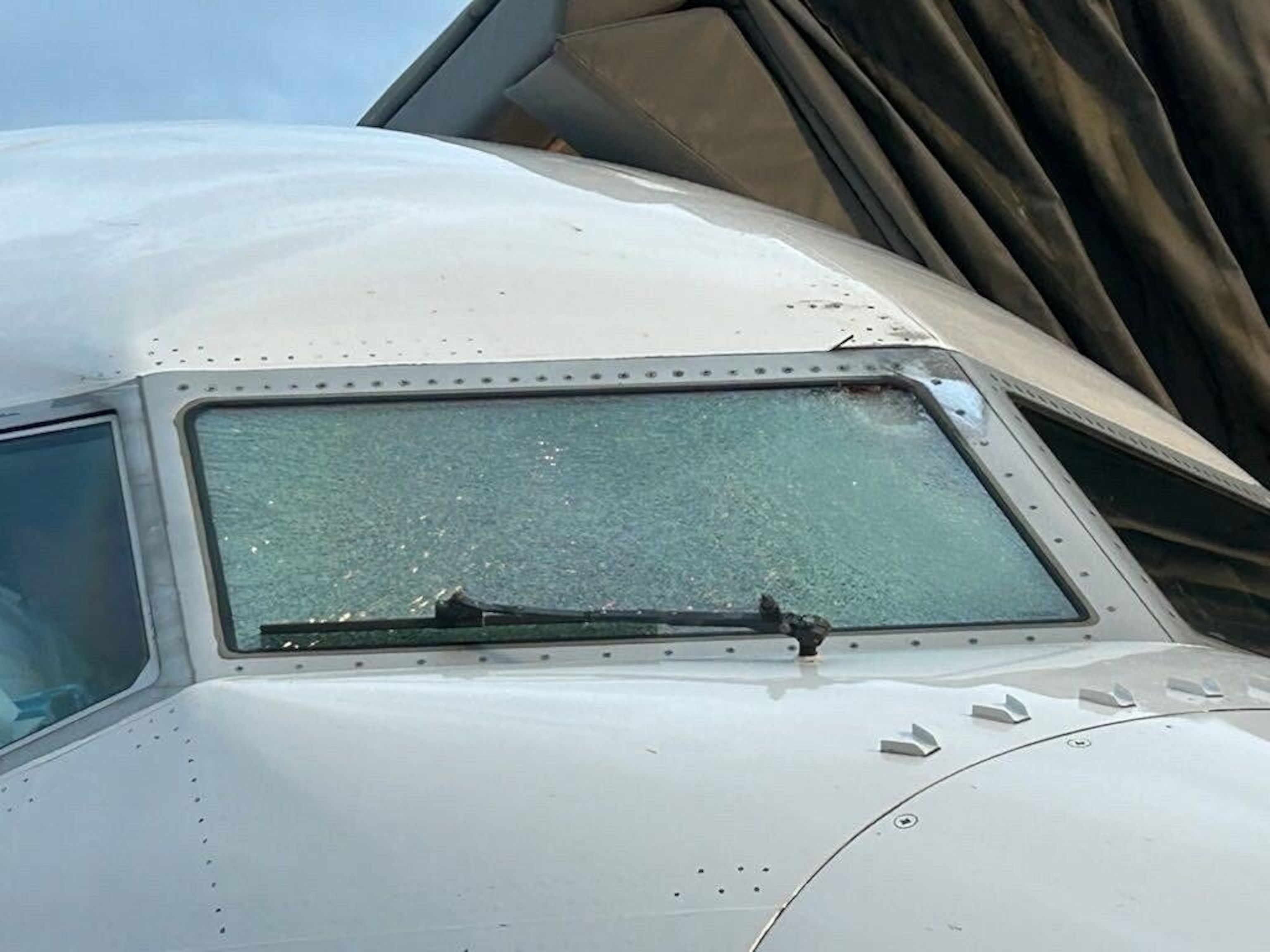 Object that hit United flight's windshield may have been weather ...