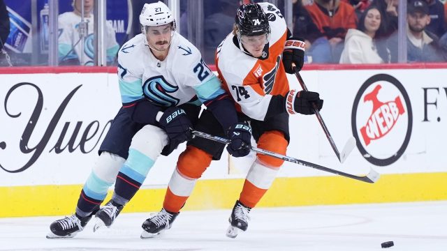 Canadiens score three goals in the third to beat Sabres