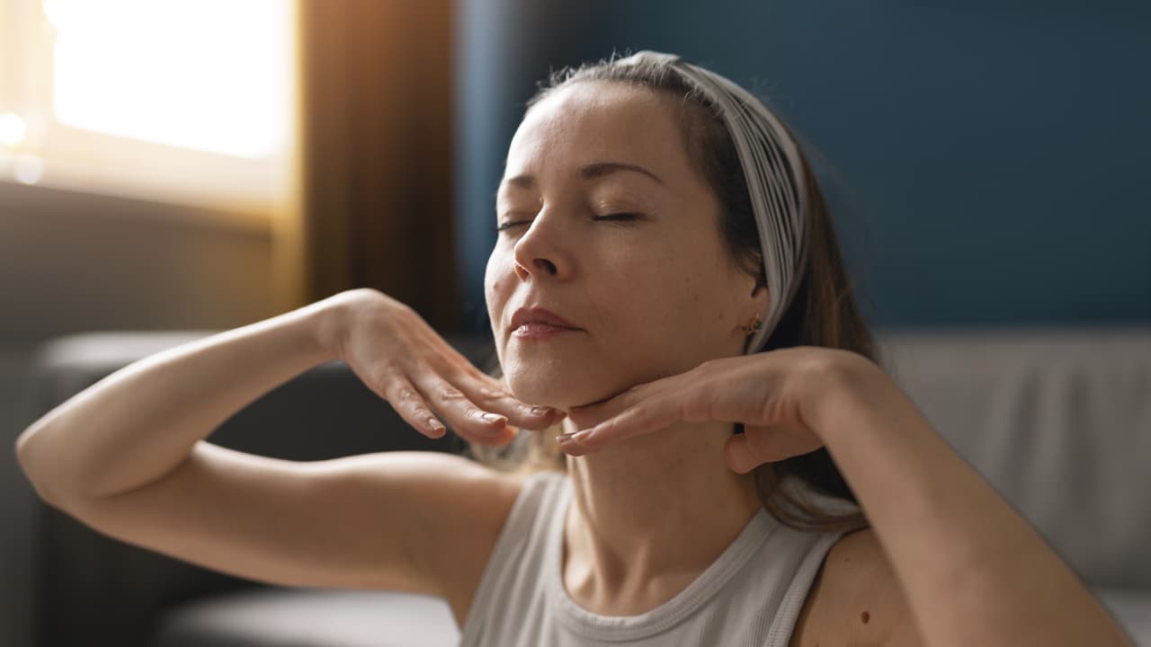 Simple Neck Test May Reveal Hidden Heart, Diabetes, and Sleep Health Risks