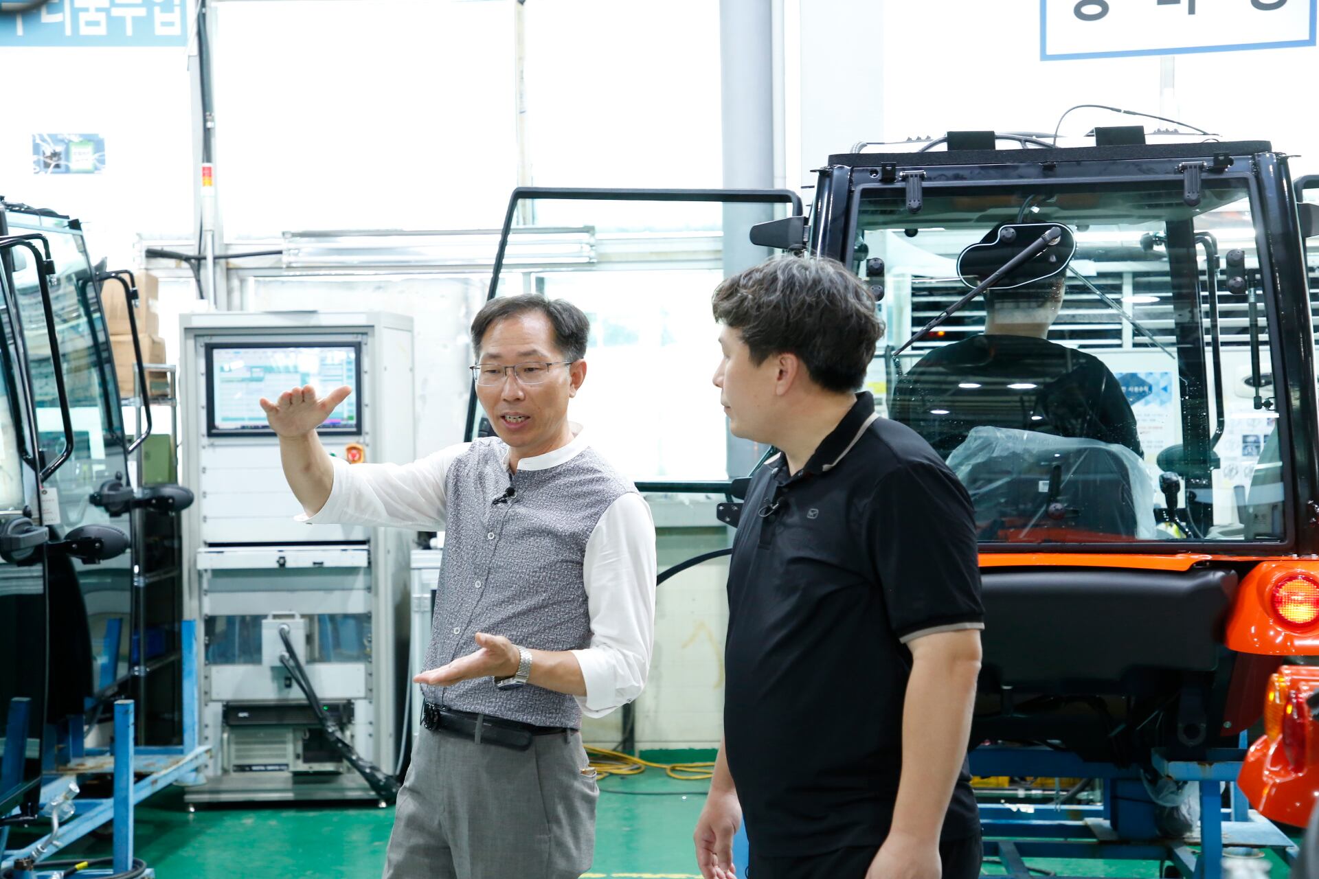 Samsung's Smart Factory Marks 10 Years, Modernizing 3,450 SMEs