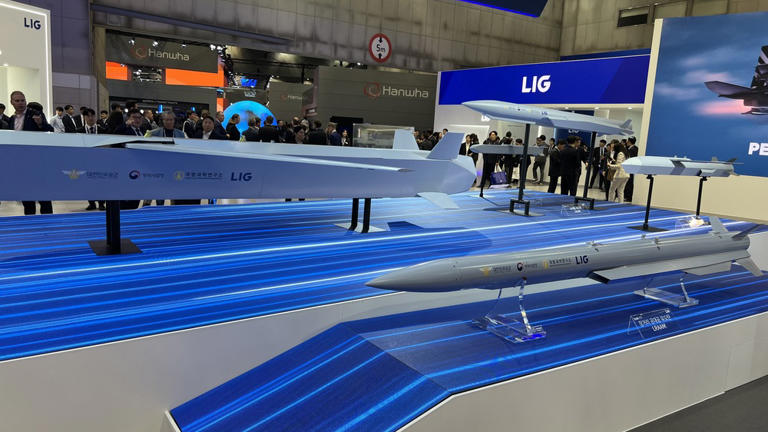 [아덱스2025] LIG넥스원, 핵심 첨단 무기 최초 공개