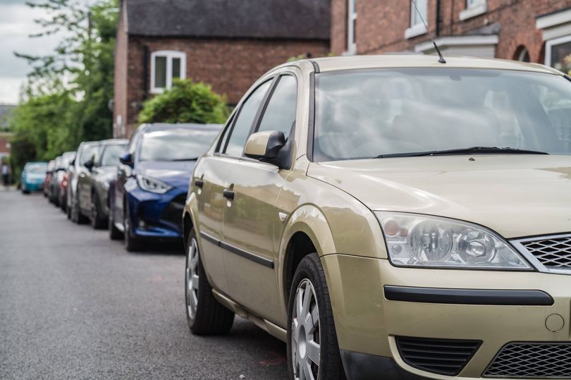 Police advice on what to do if a car is blocking your driveway