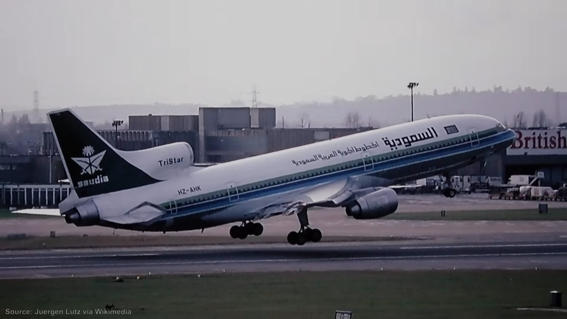 Why No One Survived Saudia Flight 163 Even After Landing