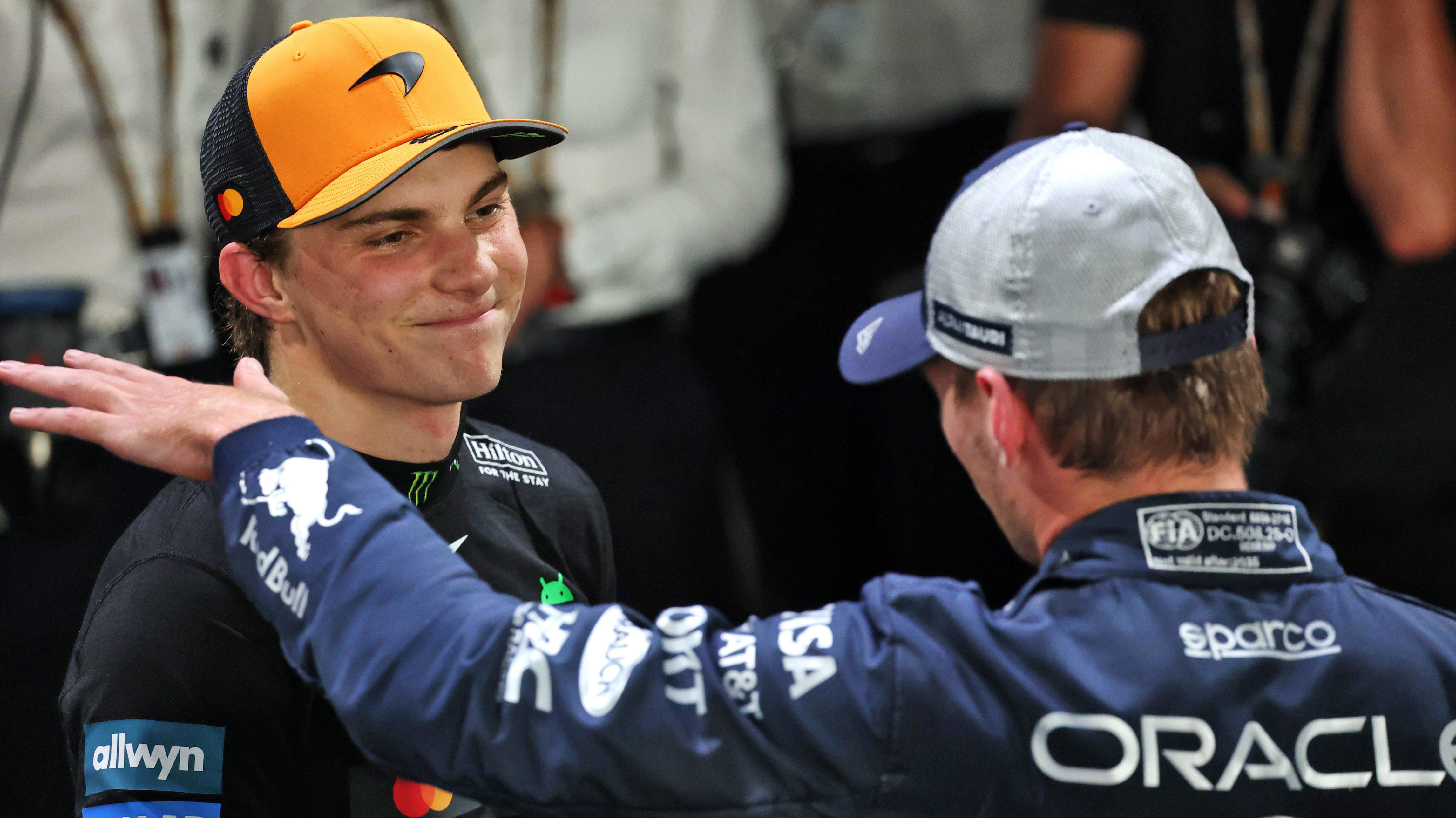 Verkrampte Piastri gewezen op 'spookbeeld' Verstappen: "Dat gebeurt ...