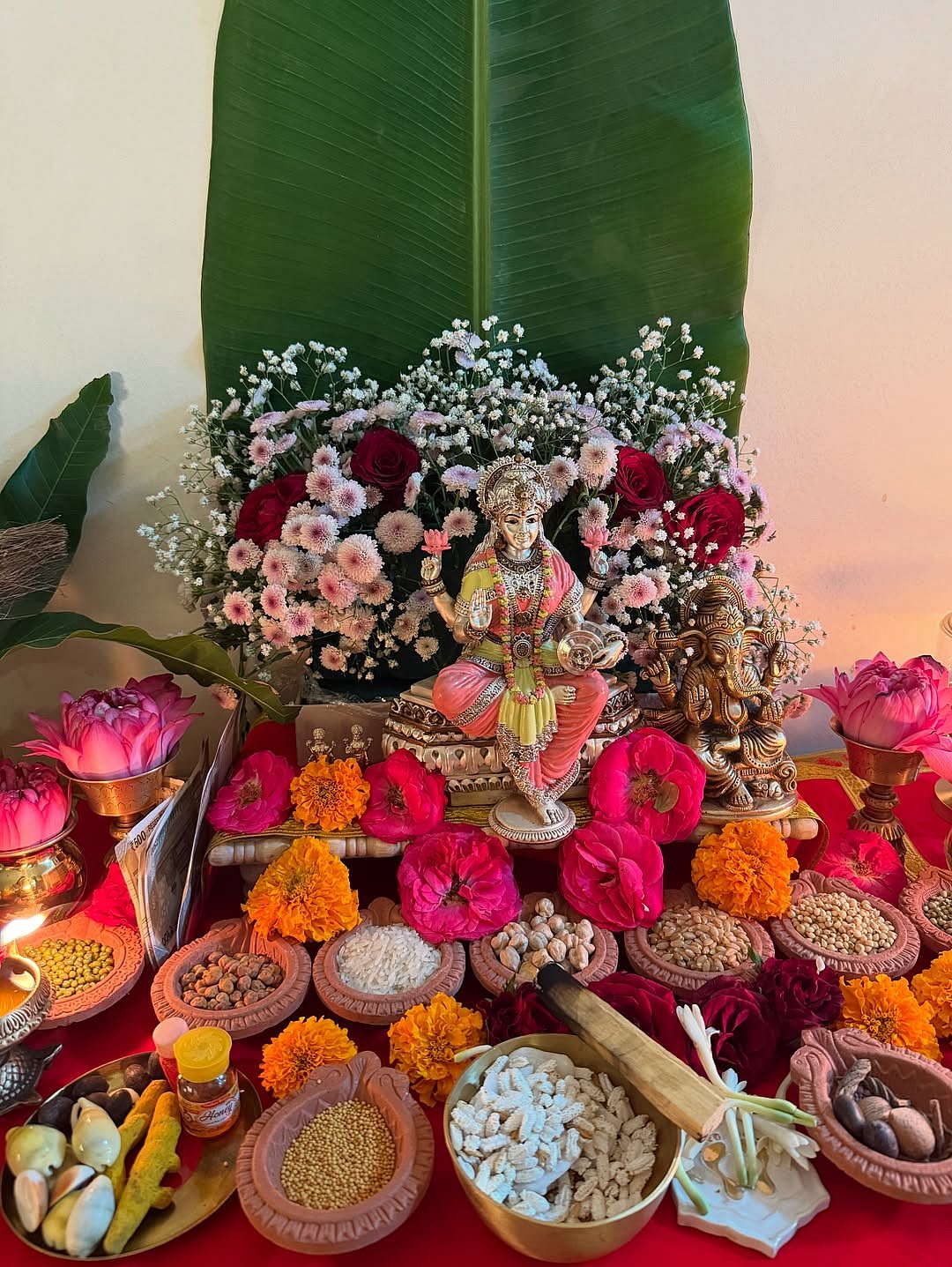 Randeep Hooda-Lin Laishram's Cozy Diwali Party; Couple Colour ...